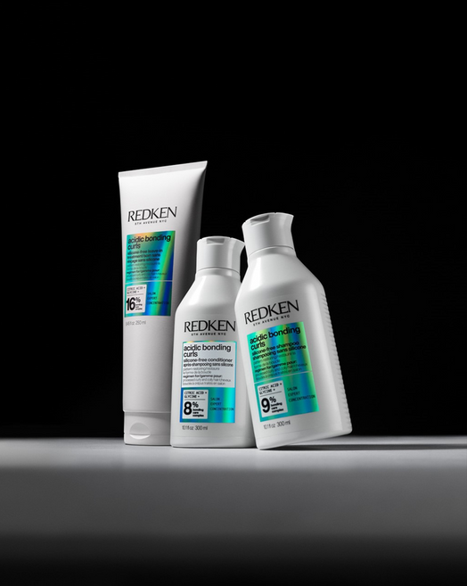 ACIDIC BONDING CURLS - Hiustenhoito - Tuotteet - Redken EMEA